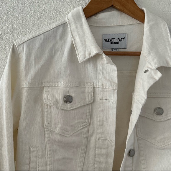Velvet Heart | Jackets & Coats | Nwot Velvet Heart White Denim Cropped ...